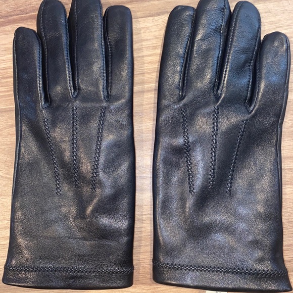 Fownes Brothers | Accessories | Fownes Brothers Black Leather Driving ...